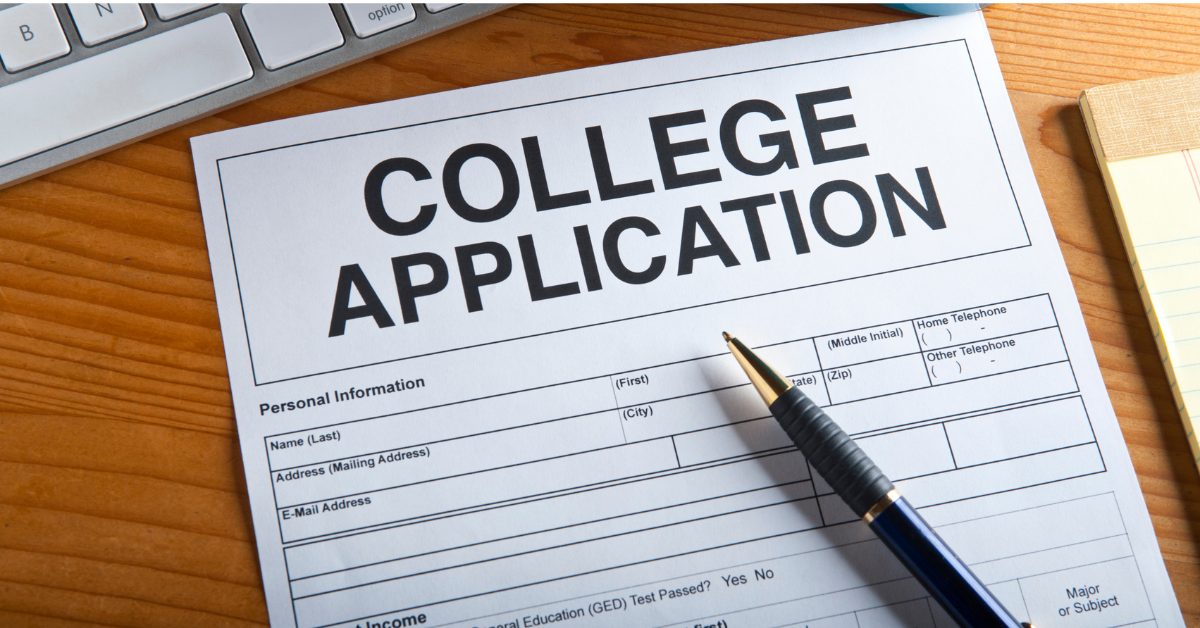 Common App Guide 2025: Prompts, Deadlines & Tips